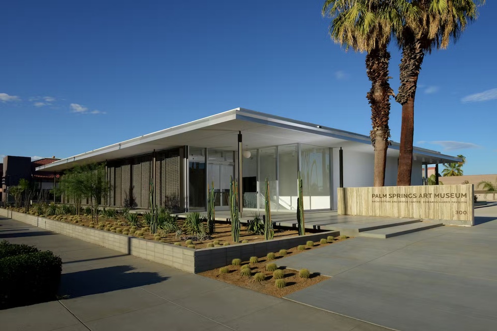 How Extreme Climate Helped Shape Palm Springs Modernism